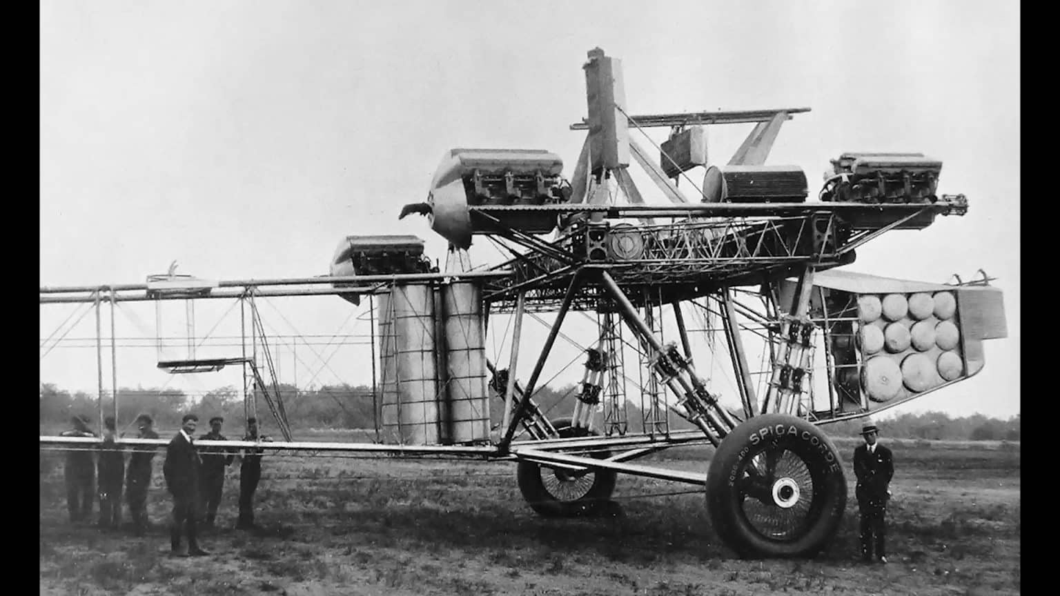5 Facts About The Biggest Biplane Ever Flown - World War Wings