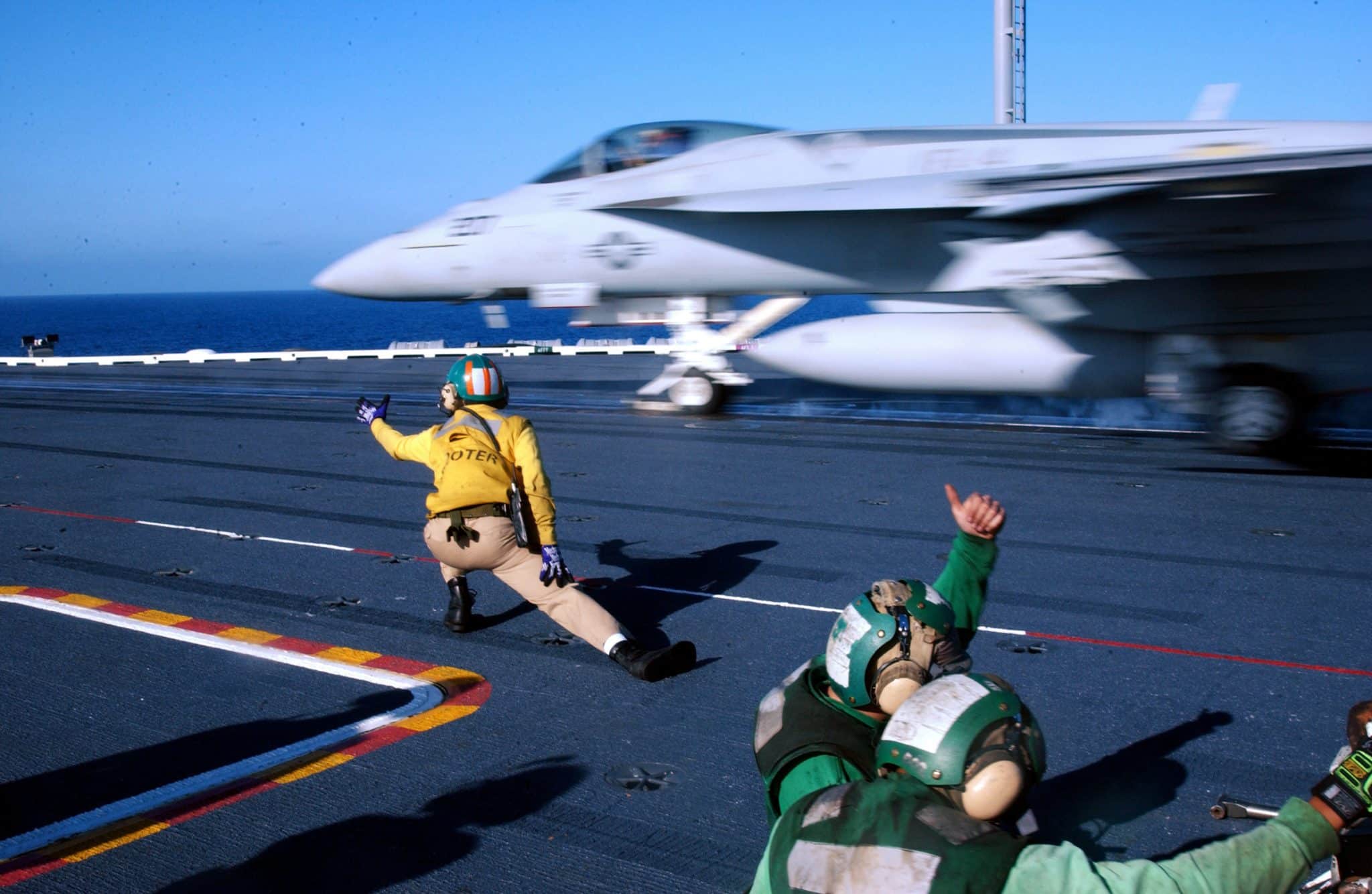 This Is Why America Still NEEDS The Super Hornet - World War Wings