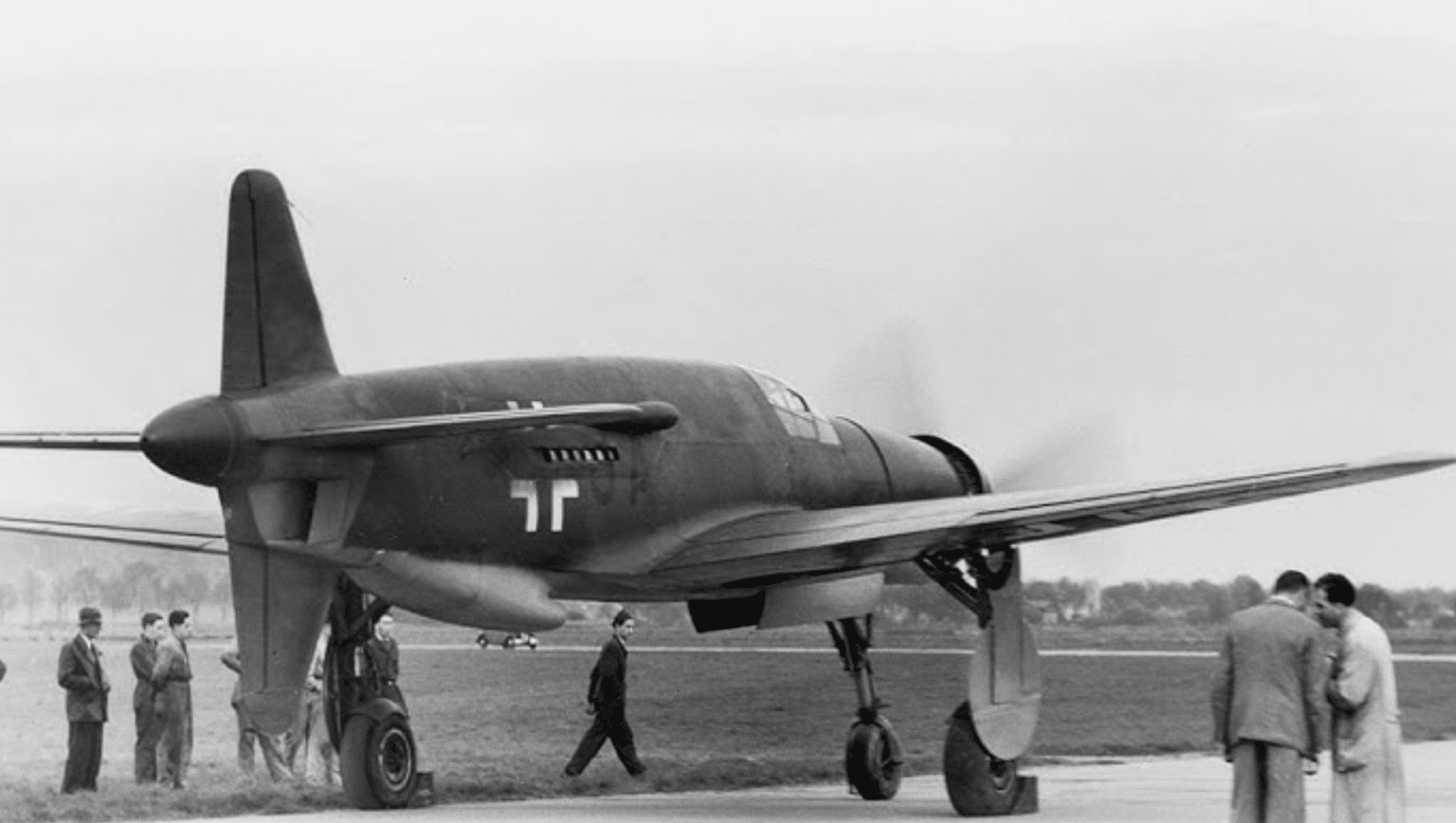 This Aircraft Was The FASTEST Propeller Plane During WWII - World War Wings