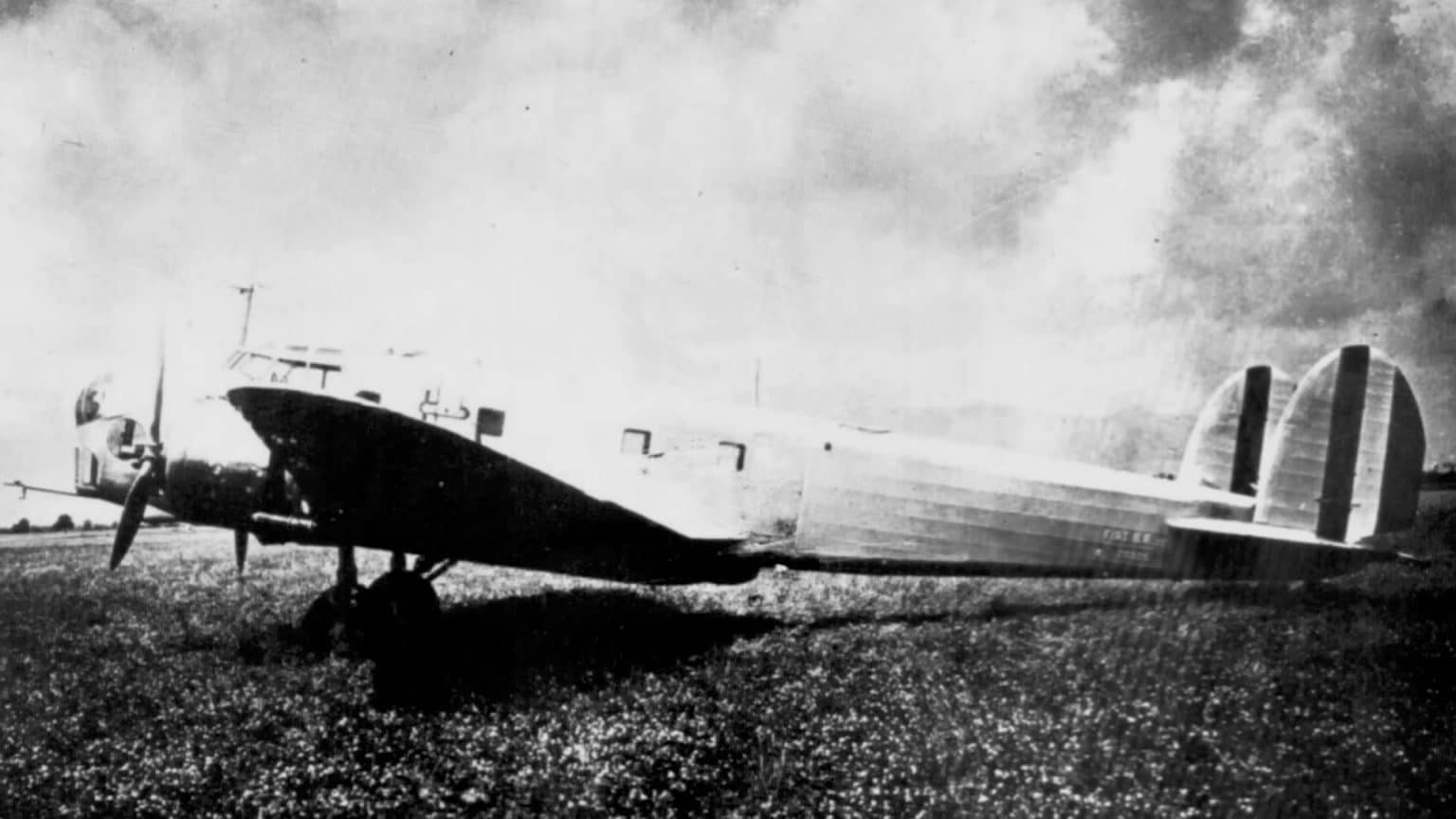 Italy’s First Modern Bomber (That Aged Like Milk) - World War Wings