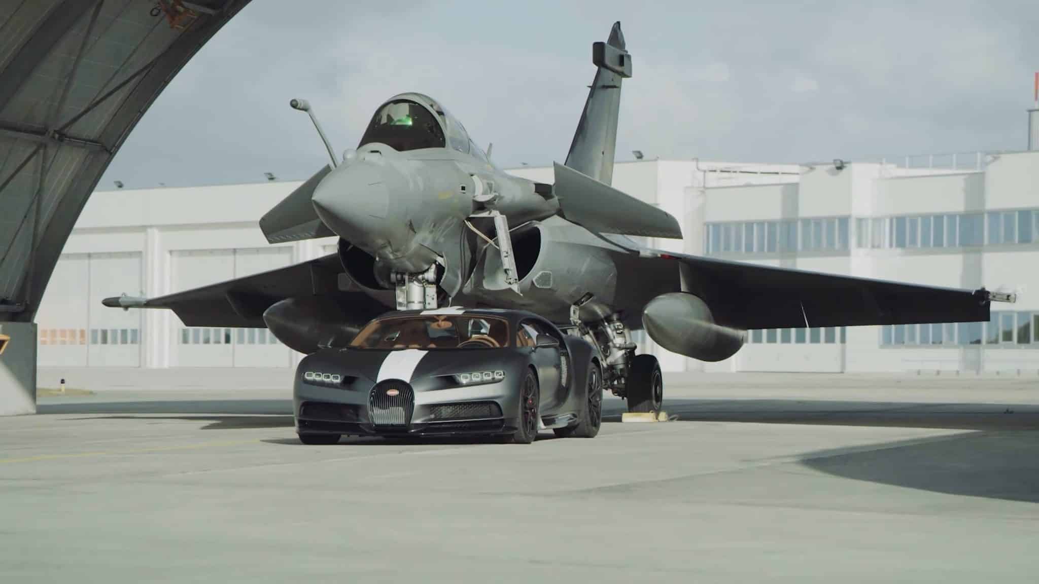 That Time a Bugatti Chiron Raced a Rafale Fighter Jet - World War Wings
