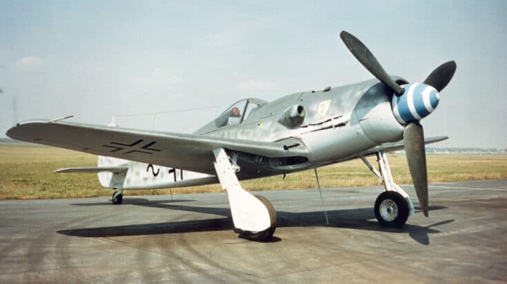The Story Of The Fw190 D-13 'Dora' - World War Wings