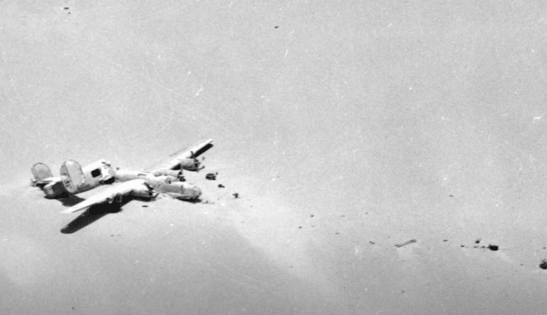 The Story of the WWII Plane That Never Returned Found in Sahara Desert ...