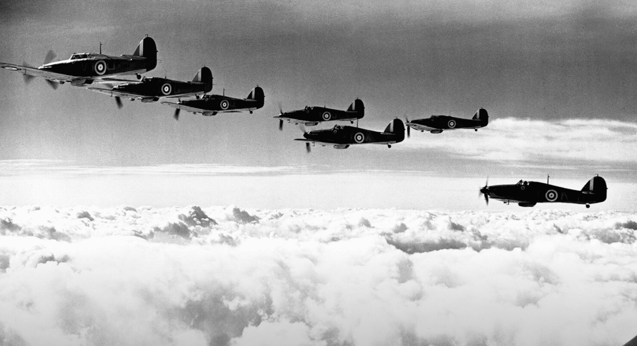 10 Rare Photos During the Battle of Britain and Blitz - World War Wings