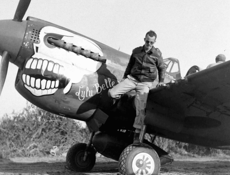 The Story of the Lone Pilot Who Takes on 60 Enemy Planes With His P-40 ...