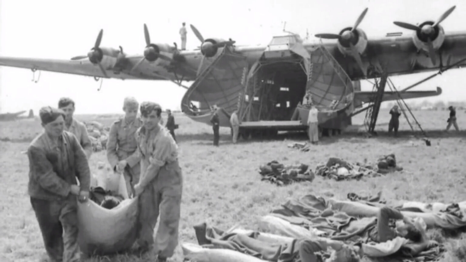 How The Allies Took Down Germany's Gigantic Me 323s - World War Wings