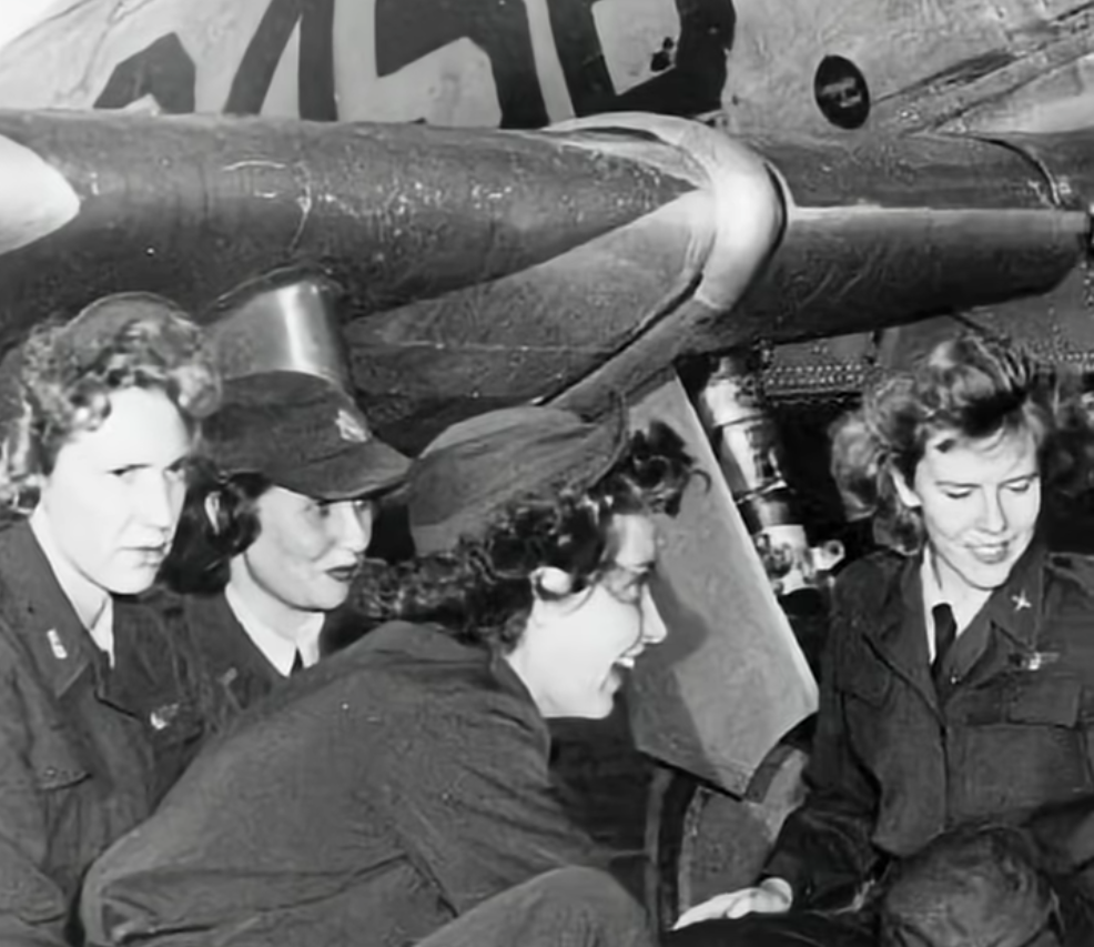 The Women Pilots Who Helped Free Men for Combat in WWII - World War Wings