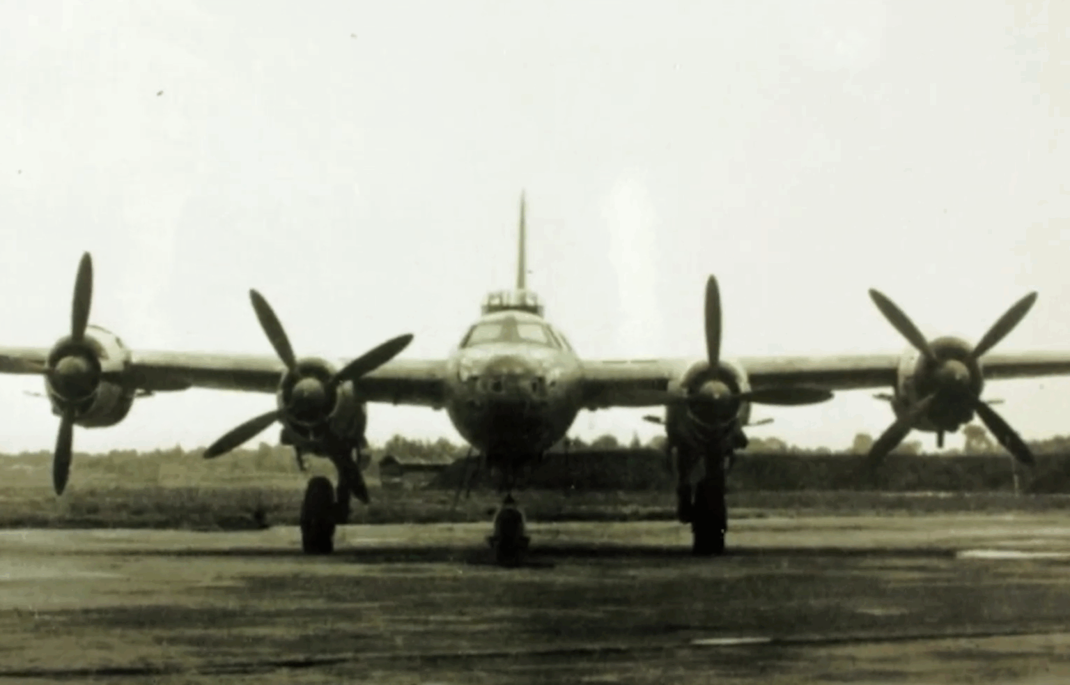 How Japan's Secret WWII Bomber Drew Inspiration From the B-17 - World ...