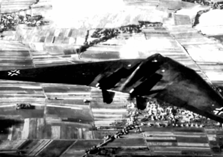 The Story of the World’s First Jet Aircraft to Feature a Revolutionary ...