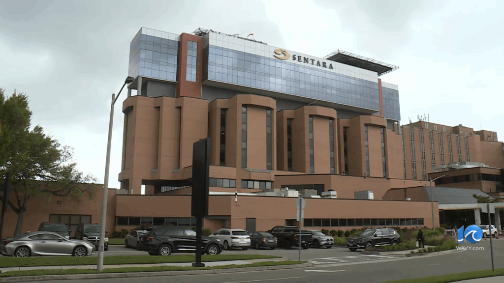 Navy Pilot Safely Rescued After Super Hornet Crash Off Virginia Coast - World War Wings