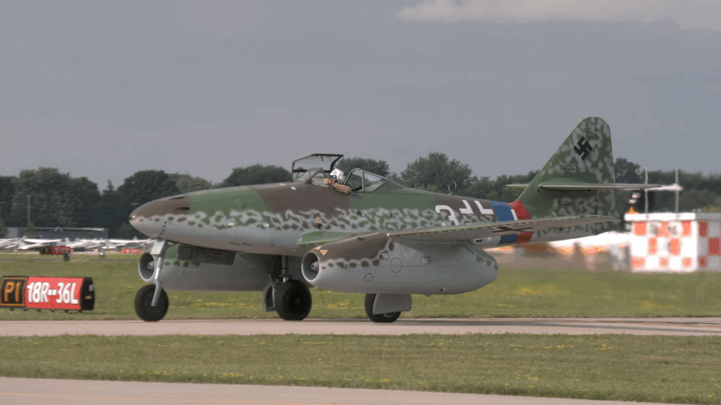 Messerschmitt Me 262 Makes a Grand Return at EAA AirVenture 2025 ...