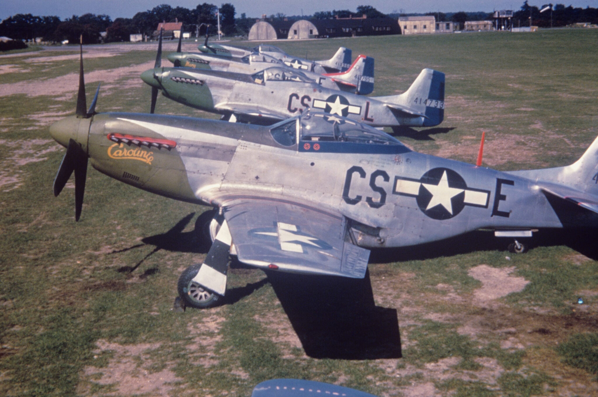 How 150-Grade “Purple” Fuel Supercharged WWII P-51 Mustangs to 490 MPH ...