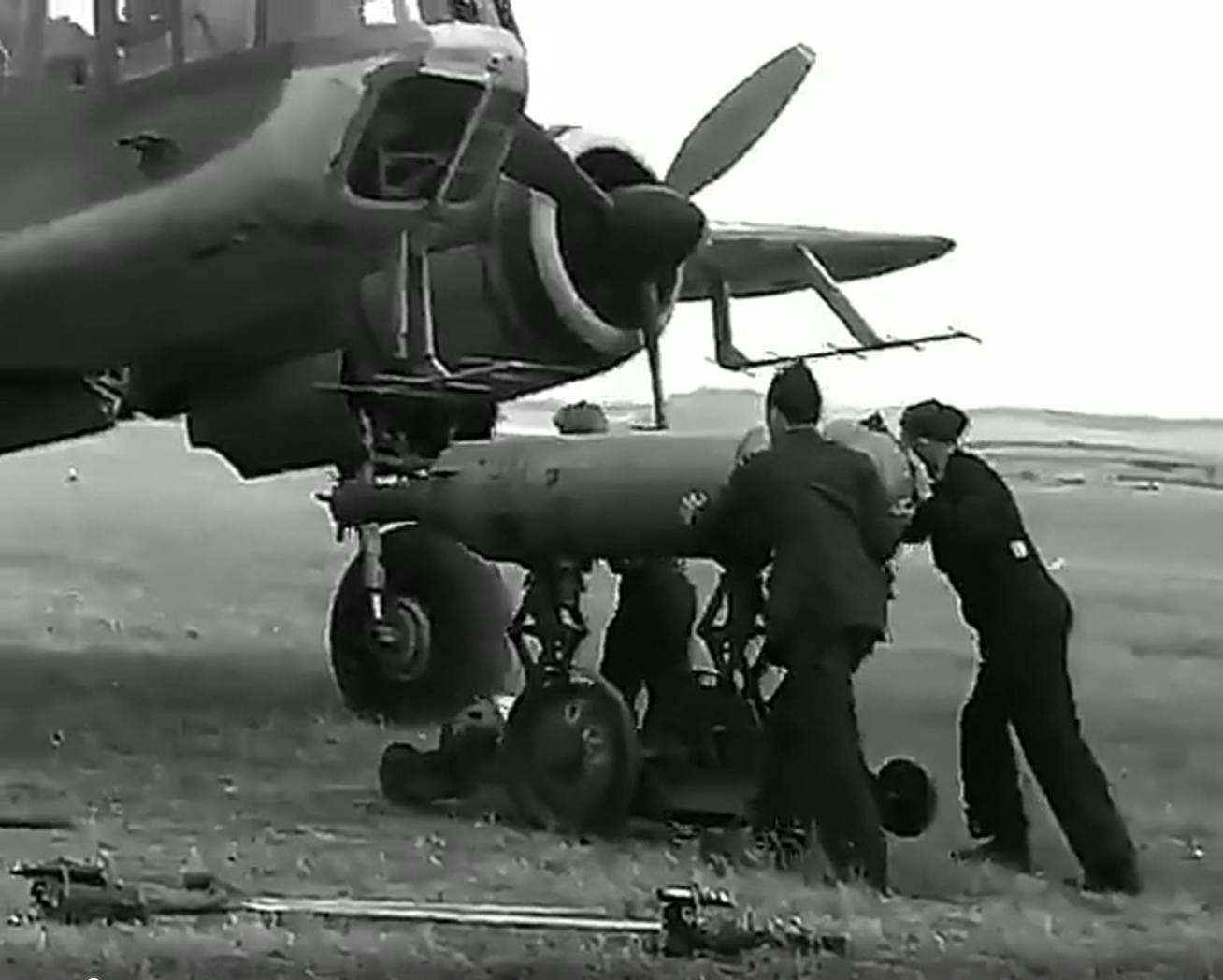 When Britain Turned A Torpedo Bomber Into A Flying Flamethower In WW2 ...