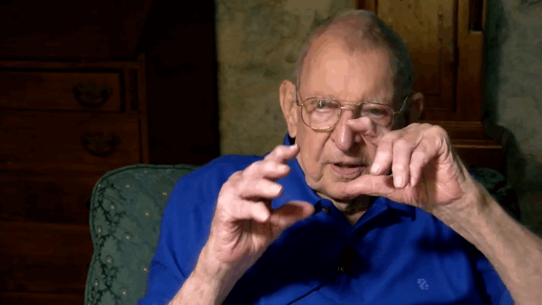 WW2 Veteran Reveals How He Outmaneuvered German BF 109s In Europe ...