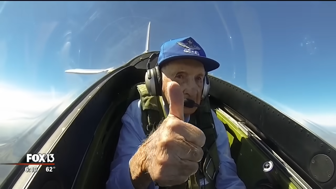 The Moment a U.S Veteran From WW2 Flies a P-51 Mustang - World War Wings