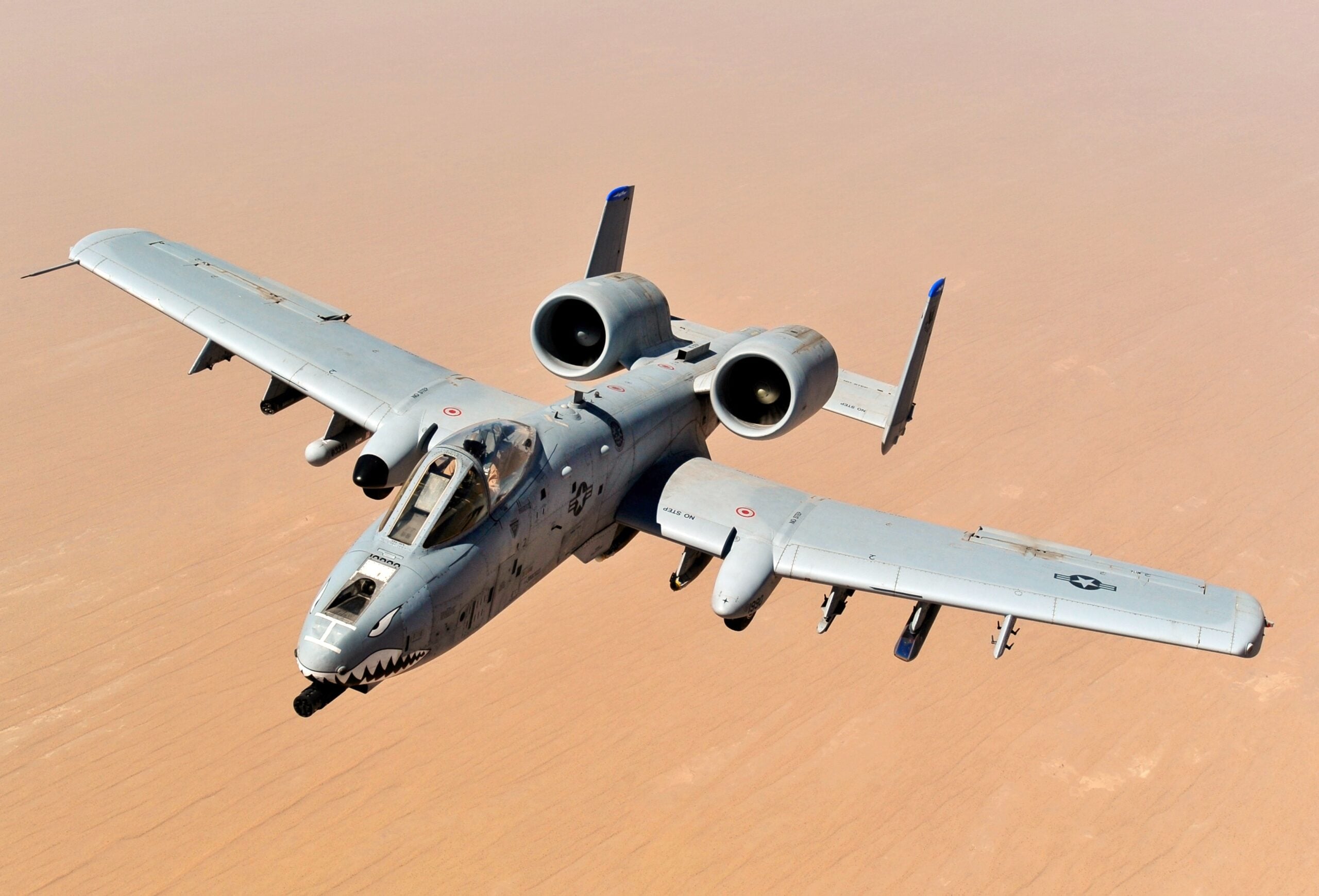More A-10 Warthogs Deploying to the Middle East as U.S. Boosts Airpower ...