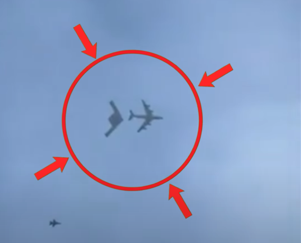 Watch: Rare Plane-Spotter Footage Shows B‑21 Raider Conducting First ...